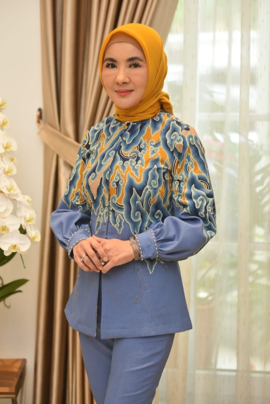 Nicke Widyawati dan Srikandi Pertamina Masuk 100 Perempuan Pemimpin ... Nicke Widyawati dan Srikandi Pertamina Masuk 100 Perempuan Pemimpin ...